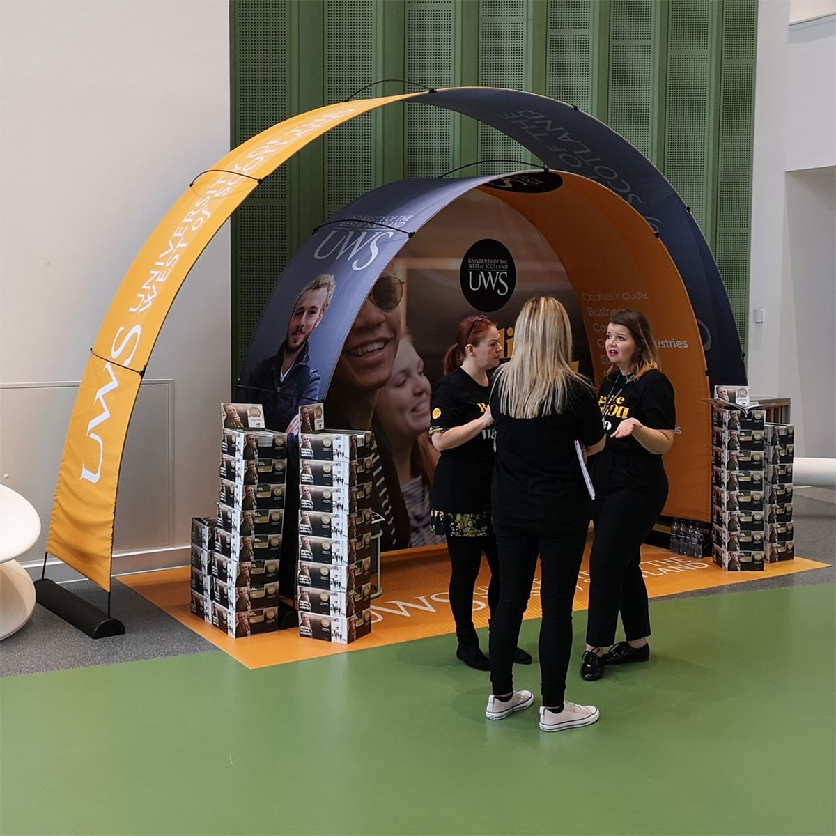 Portable, Branded Arches for Indoor Events